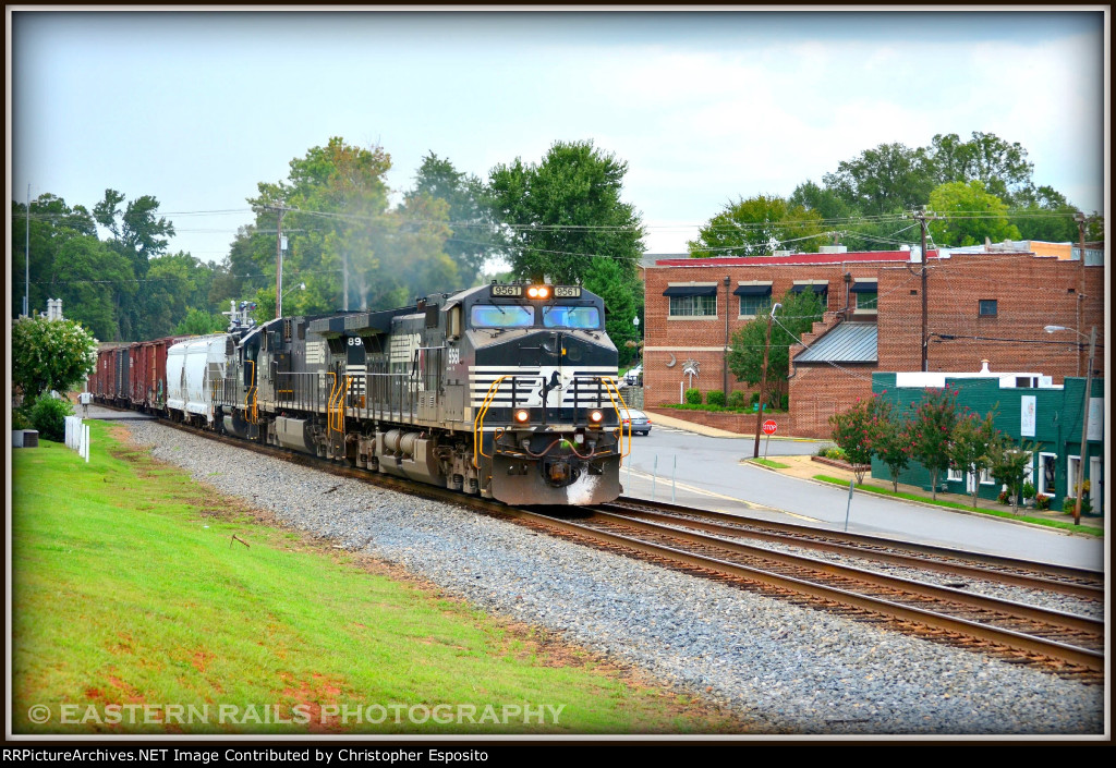 NS 9-40CW 9561 leads 337